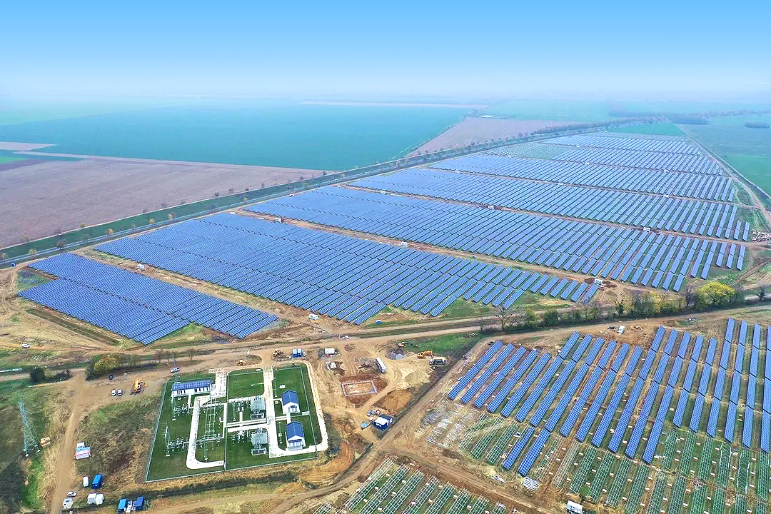Sungrow Supplies Central Europe’s 100 MW PV Plant in Hungary | SUNGROW
